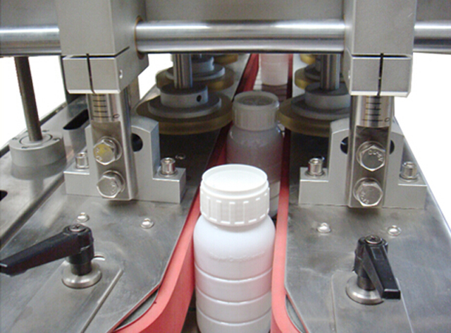 Linear Spindle Capping Machine High Speed Bottle Screw Capper Equipment - VKPAK